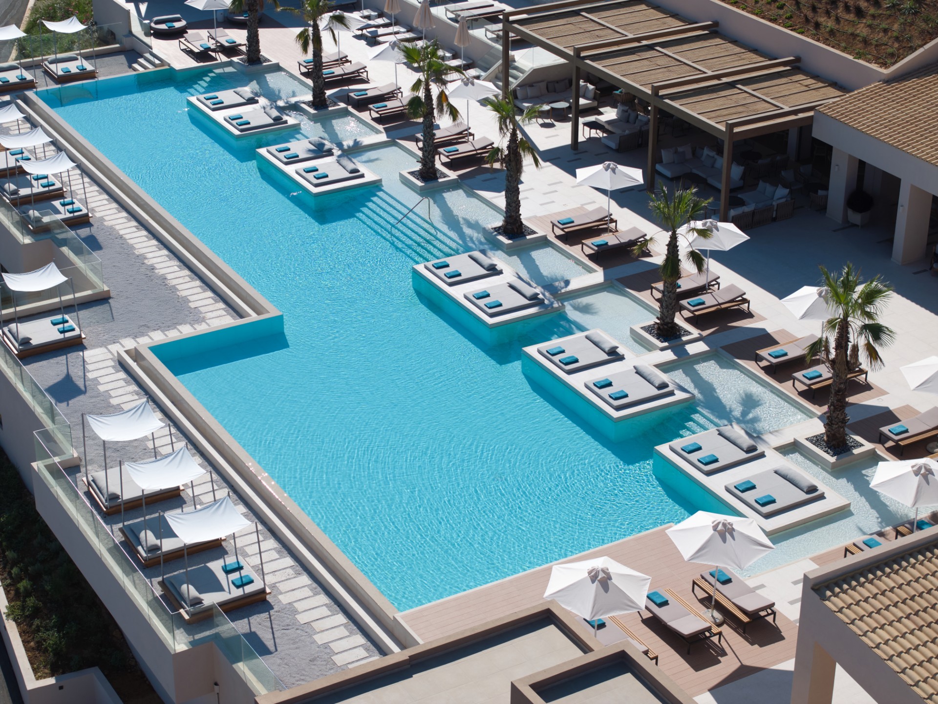 Hotel - Oros Luxury Beach Resort